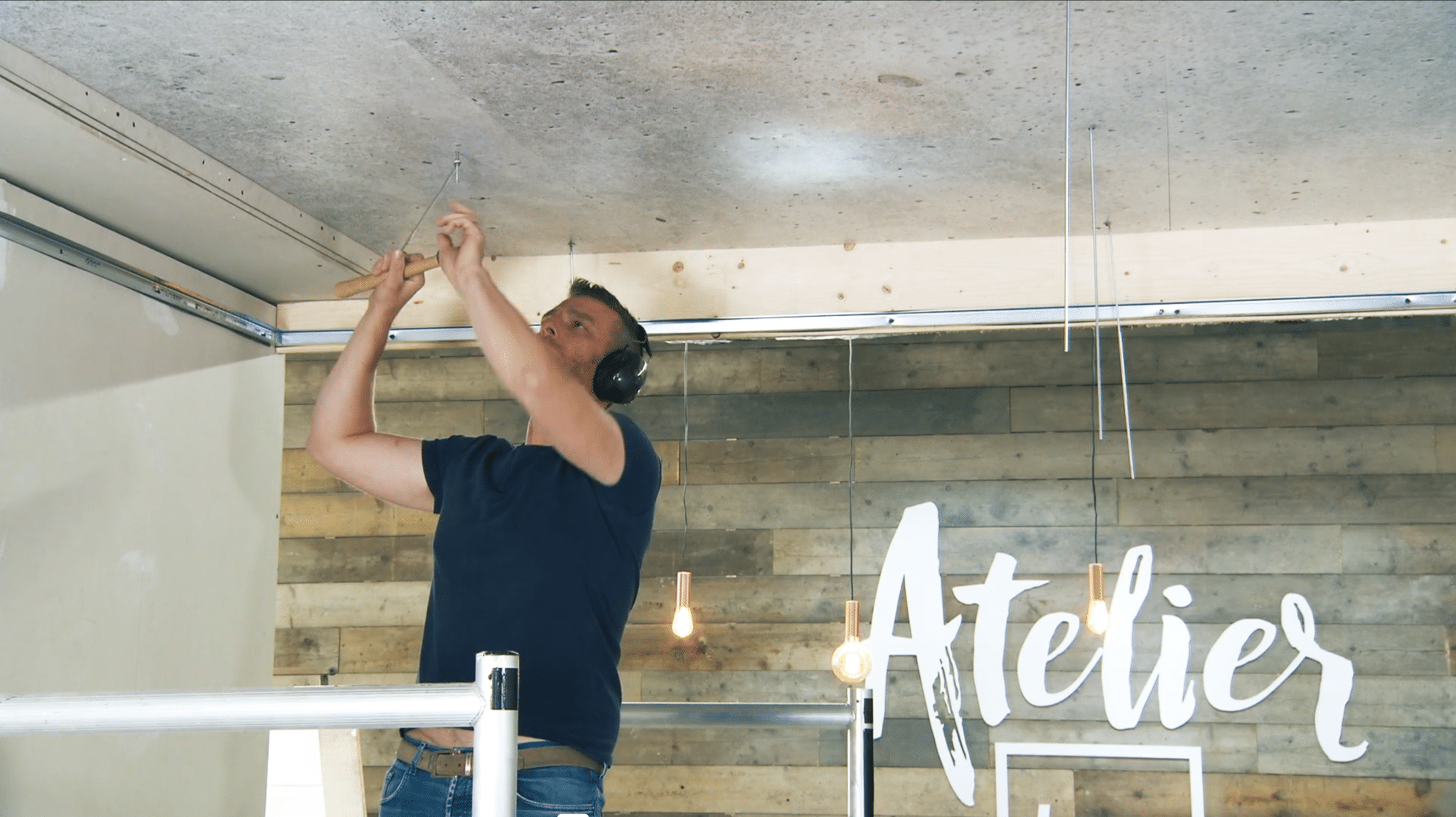 Comment poser un plafond suspendu